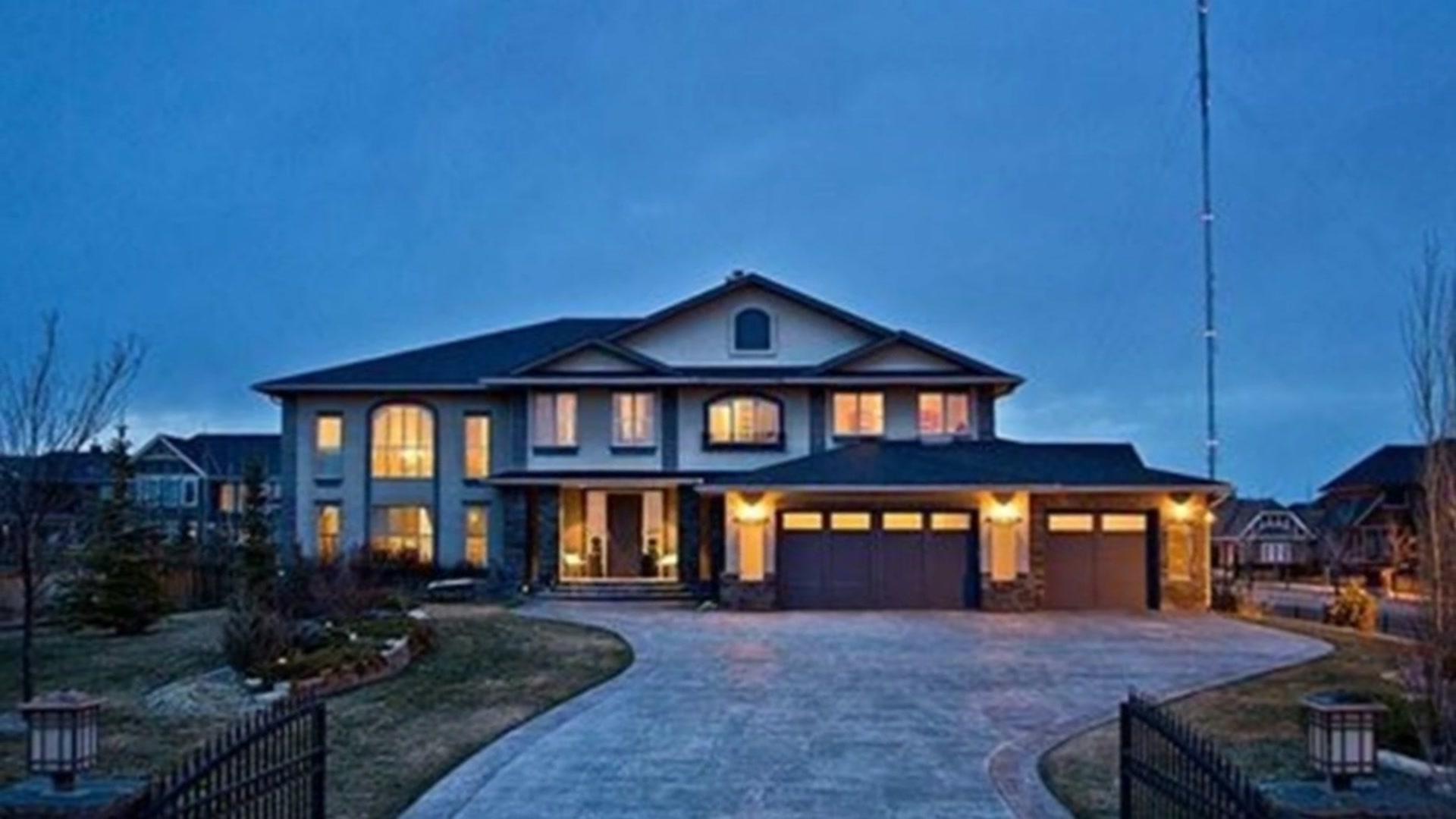 STUNNING PALACE IN CALGARY Miscellaneous | WellcomeMat